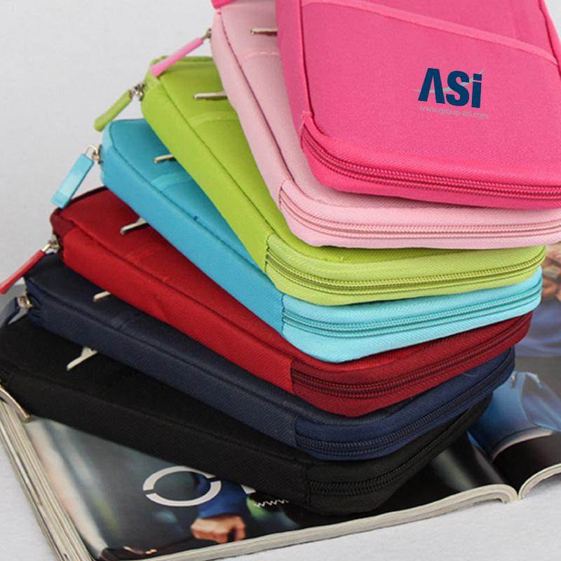 TRAVEL DOCUMENT POUCH WITH INTERNAL MESH COMPARTMENTS